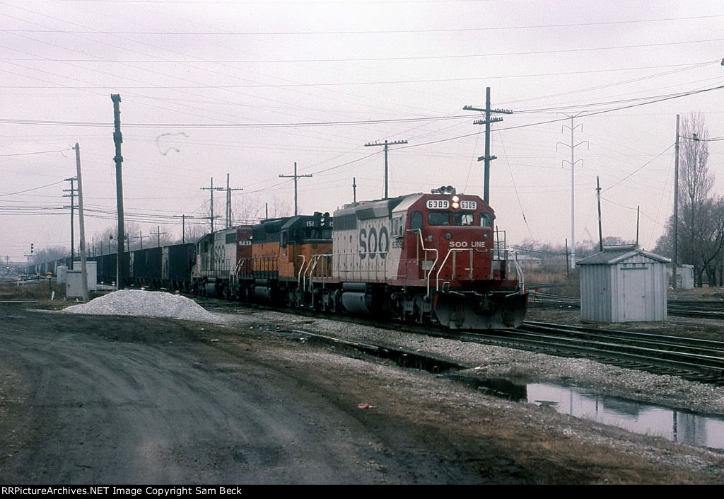 SOO 6309, MILW 151, and SOO 761 Eastbound